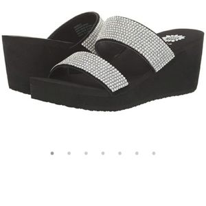 Yellow Box | Shoes | Yellow Box | Poshmark